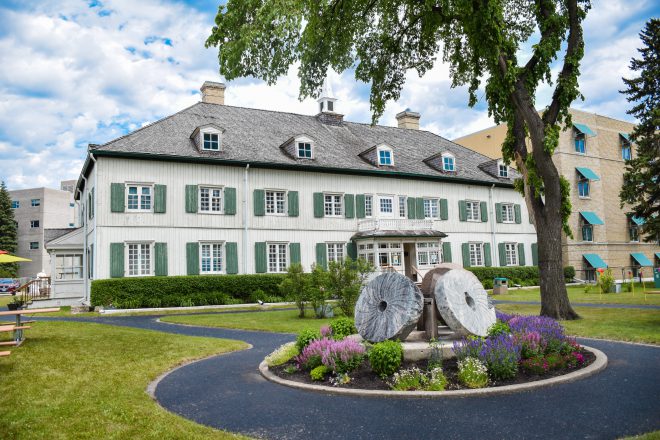 Le Musée de Saint-Boniface Museum @ Old Saint-Boniface City Hall ...